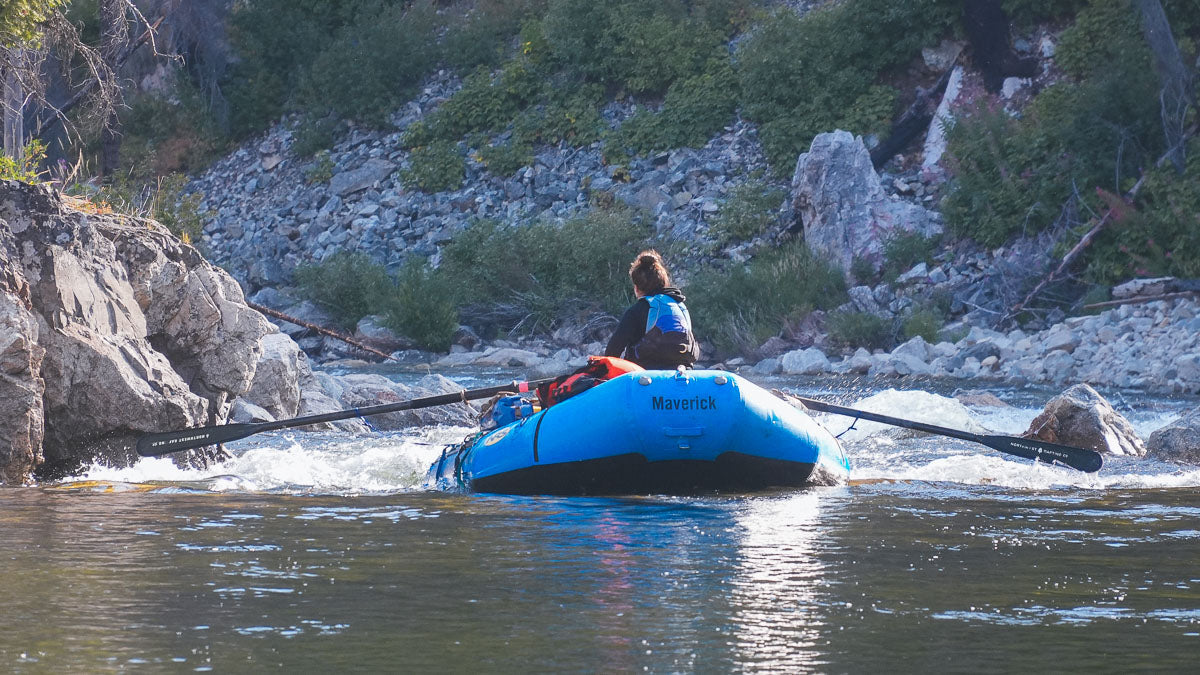 How to Choose the Right Oar Length for Your Raft | River Hardware